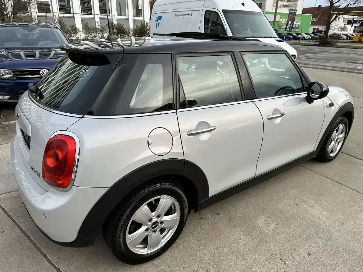 Gebraucht Mini Cooper 136 PS (2014) in Nürnberg - 6.950 € | AutoUncle