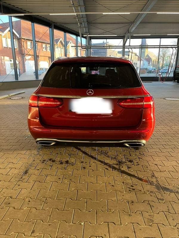 Gebraucht 2017 Mercedes E400 Avantgarde 333 PS Kombi – 49832 ...