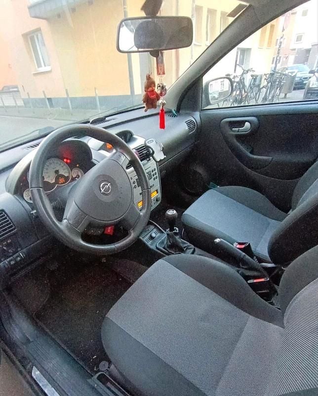 Gebraucht 2006 Opel Corsa 80 PS Kleinwagen – 50679 Innenstadt - Köln ...