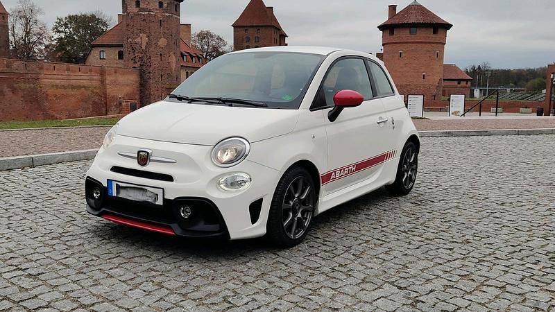 Elegantes Fiat 500 Abarth Gebraucht Fotos