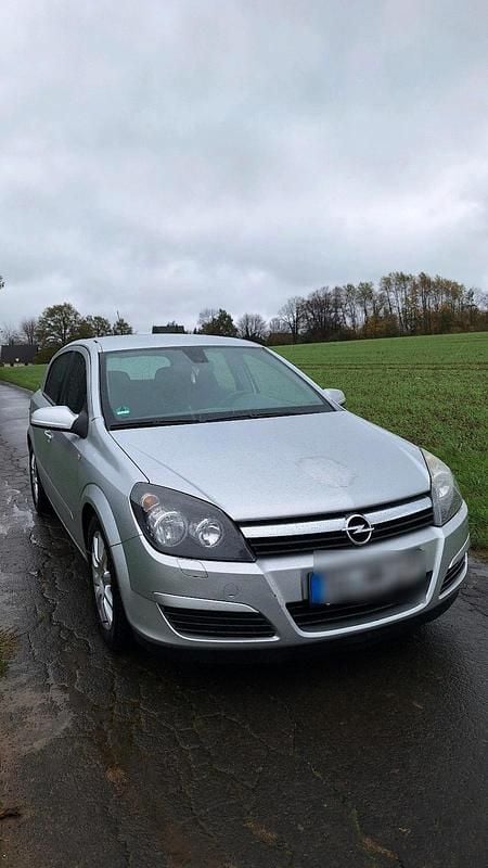 Gebraucht 2004 Opel Astra 100 PS Limousine – 53797 Nordrhein-Westfalen - Lohmar (Privat) – 700 ...