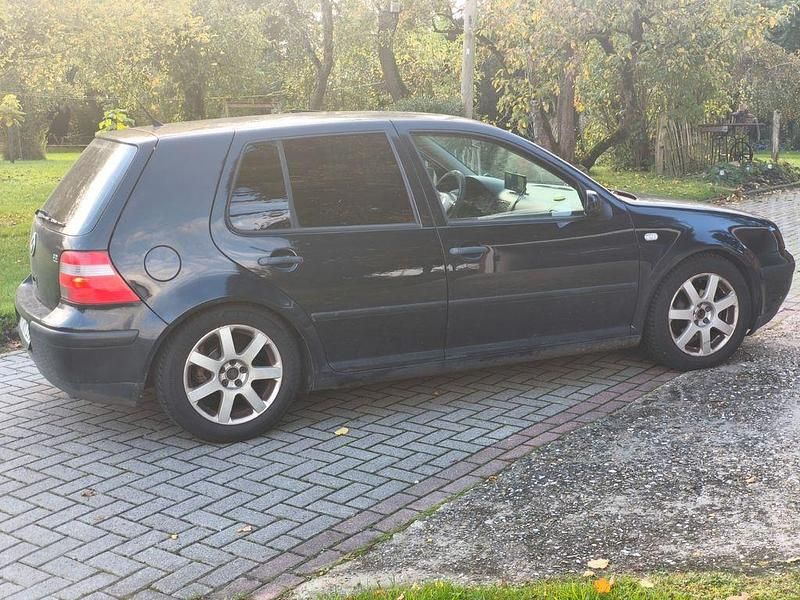 Gebraucht 2003 VW Golf IV Basis 102 PS Limousine – 26427 Niedersachsen ...