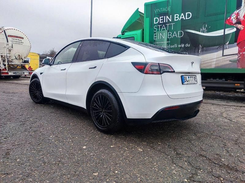 Gebraucht 2023 Tesla Model Y Long Range AWD 373 PS SUV – 72348 Baden ...