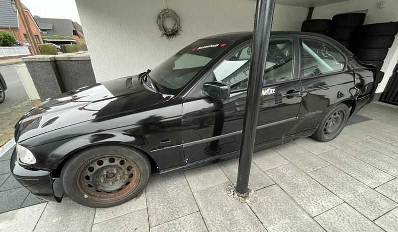 Gebraucht 2002 BMW 325 192 PS Kleinwagen – 21465 Herzogtum Lauenburg ...