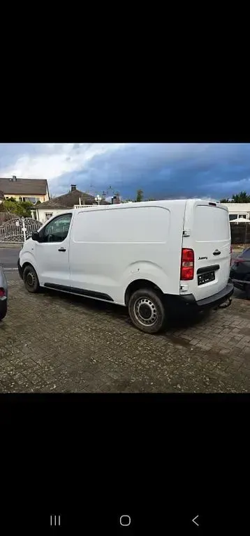 Gebraucht Citroën Jumpy 122 PS (2019) in Hessen - 13.100 € | AutoUncle