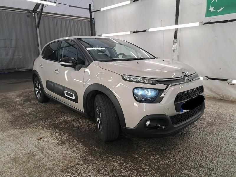 Gebraucht 2024 Citroën C3 PureTech 110 PS Limousine – Bayern (Händler ...