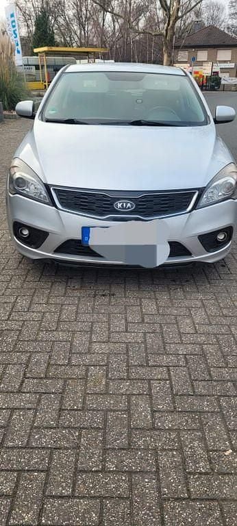 Gebraucht 2012 Kia Ceed Edition 7 125 PS Kleinwagen – 44653 Nordrhein ...