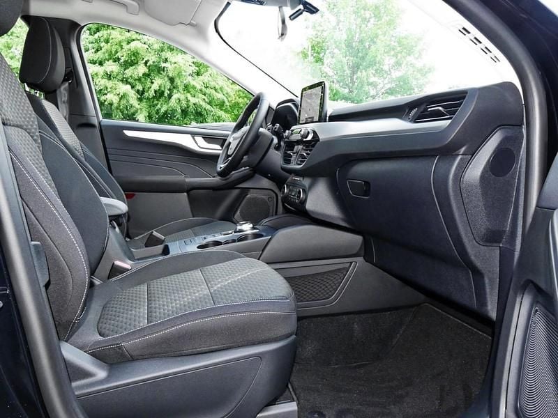 Stilvolle 2023 Ford Kuga Cool Connect Ebenbildnull