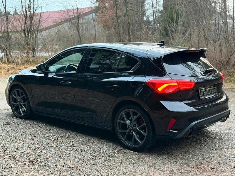 Gebraucht 2022 Ford Focus Performance Edition 280 PS Limousine – 86971 ...