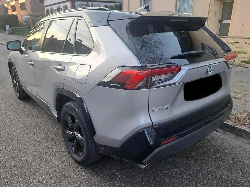 Gebraucht 2021 Toyota RAV4 Hybrid Edition 222 PS SUV – 52074 Aachen ...