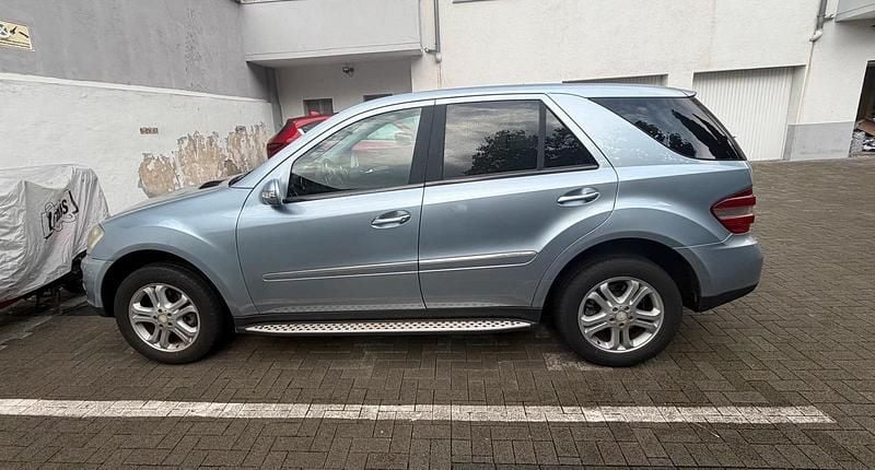 Gebraucht 2007 Mercedes ML350 272 PS SUV – 40227 Düsseldorf - Oberbilk ...