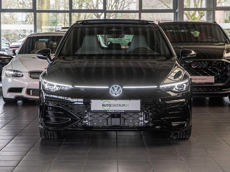 Neu 2026 VW Golf R-line 150 PS Limousine – Nordrhein-Westfalen (Händler ...