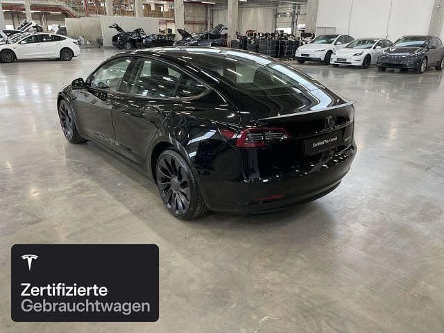 Tesla Gebraucht Preis