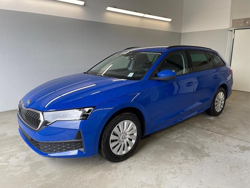 2025 Skoda Octavia Essence