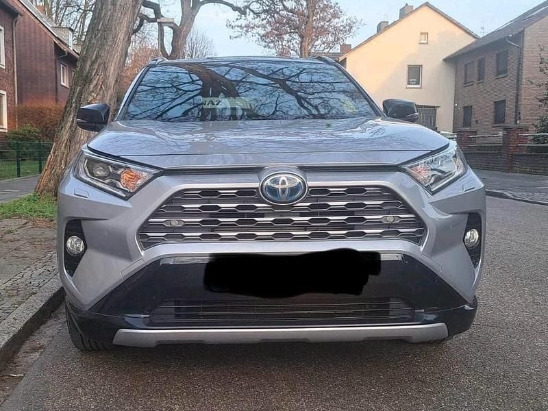 Gebraucht 2021 Toyota RAV4 Hybrid Edition 222 PS SUV – 52074 Aachen ...
