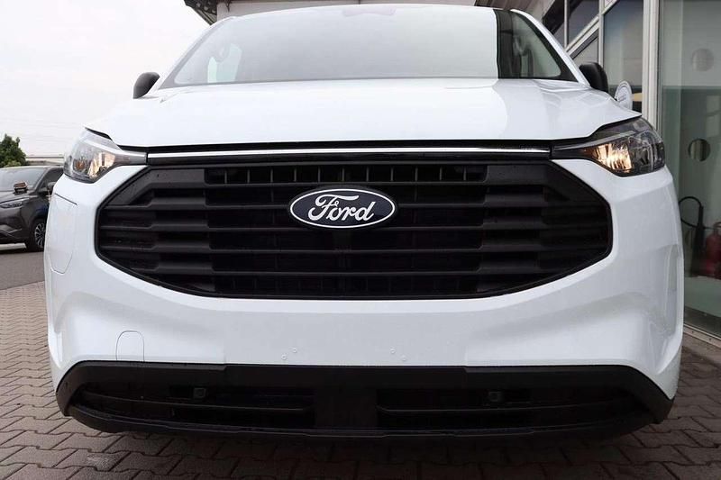 Neu 2025 Ford Transit Custom 232 PS Kleinwagen – Bayern (Händler) – 37. ...