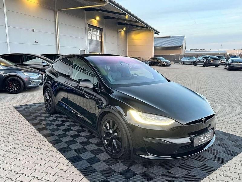Gebraucht 2023 Tesla Model X 670 PS SUV – Niedersachsen (Händler) – 71. ...