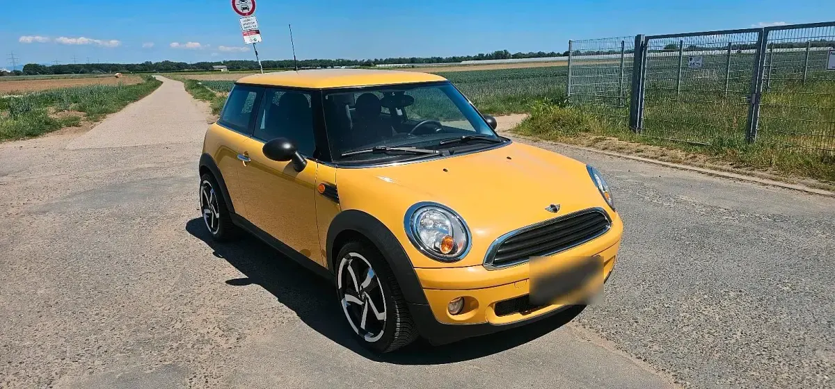 Gebraucht Mini Cooper 75 PS (2009) in Süd - Niederrad - 4.114 € | AutoUncle