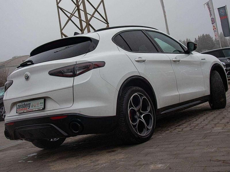 Gebraucht 2024 Alfa Romeo Stelvio Veloce 209 PS SUV – Baden-Württemberg ...
