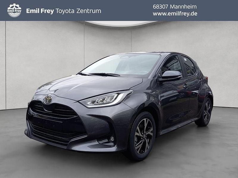 Fabelhafte Toyota Yaris Neu Bildernull