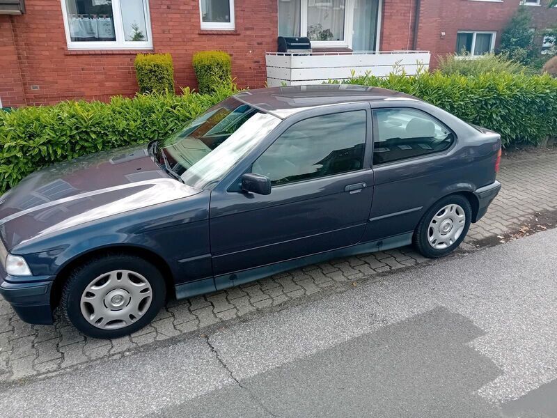 Verkauft BMW 316 Compact i, gebraucht 1997, 233.900 km in Niedersachsen