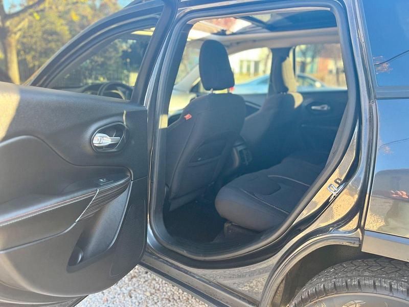 Gebraucht 2017 Jeep Cherokee Trailhawk 272 PS SUV – 30880 Niedersachsen ...