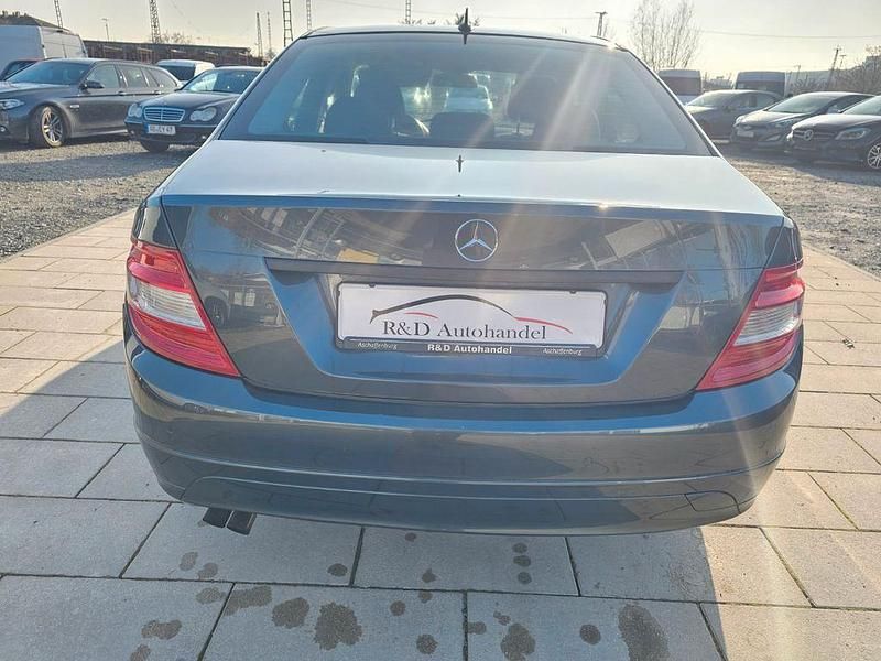Gebraucht 2010 Mercedes C180 156 PS Limousine – 63741 Bayern ...
