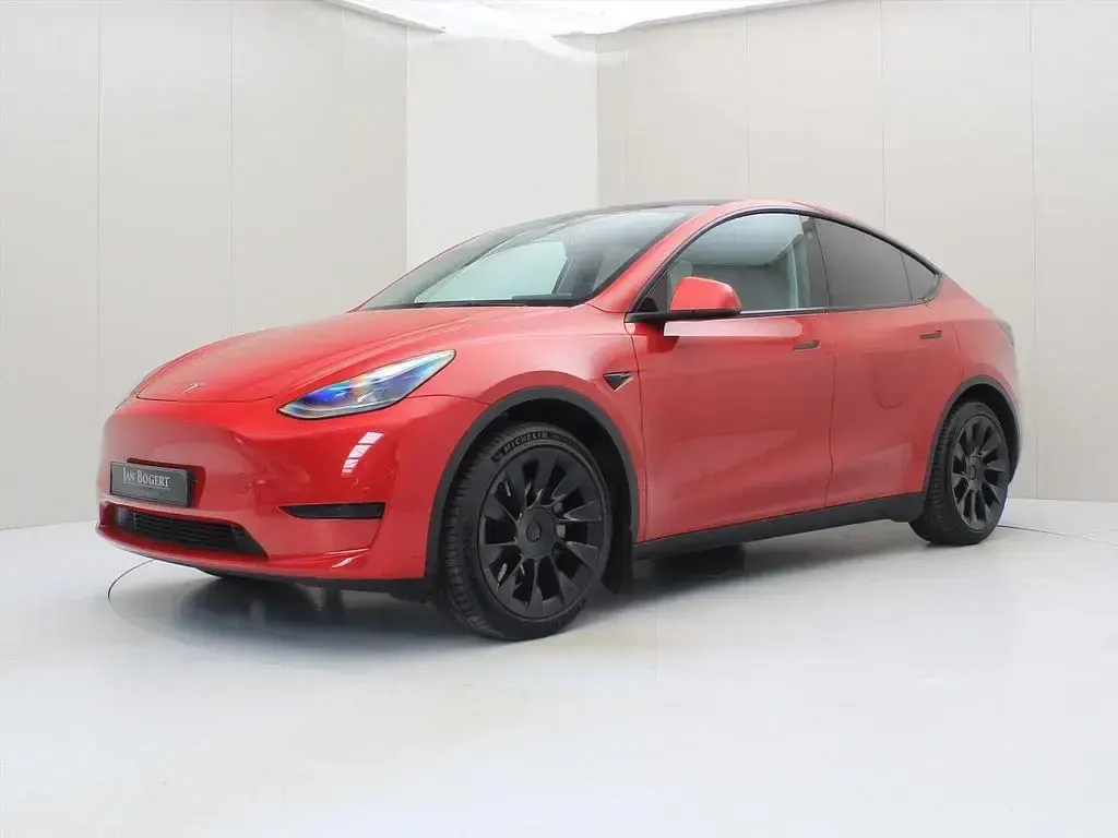 Gebraucht Tesla Model Y Standard Range 306 PS (2023) - 34.900 € | AutoUncle