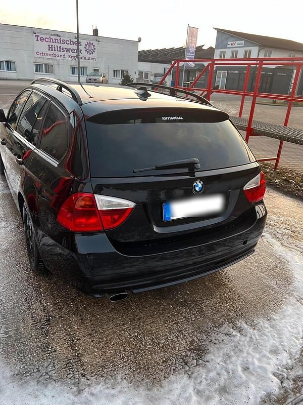 Gebraucht 2009 BMW 320 210 PS Kombi – 84307 Bayern - Eggenfelden ...