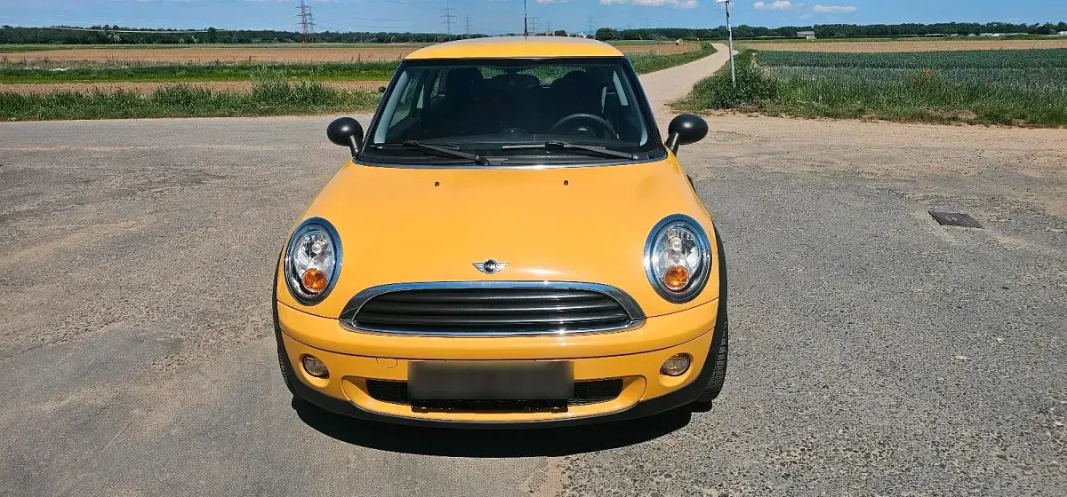 Gebraucht Mini Cooper 75 PS (2009) in Süd - Niederrad - 4.114 € | AutoUncle
