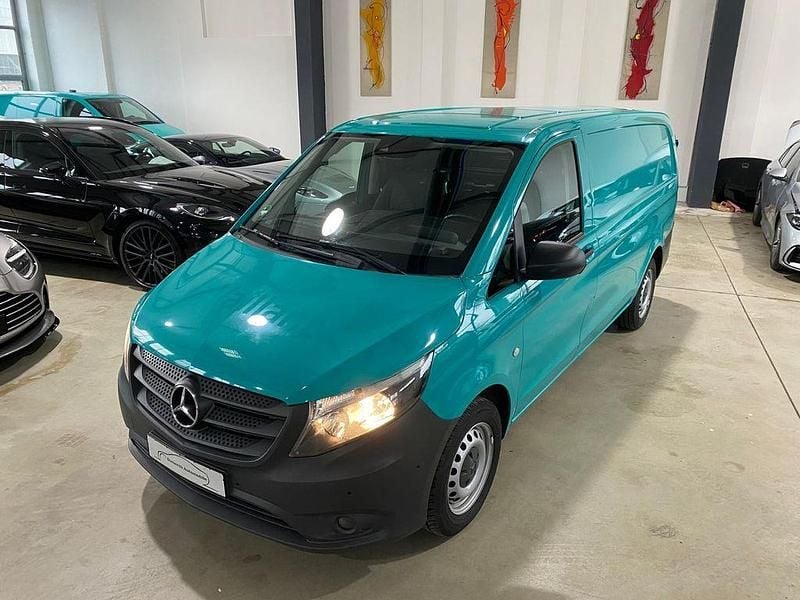 Gebraucht 2021 Mercedes Vito 136 PS Van – Hessen (Händler) – 17.950 ...