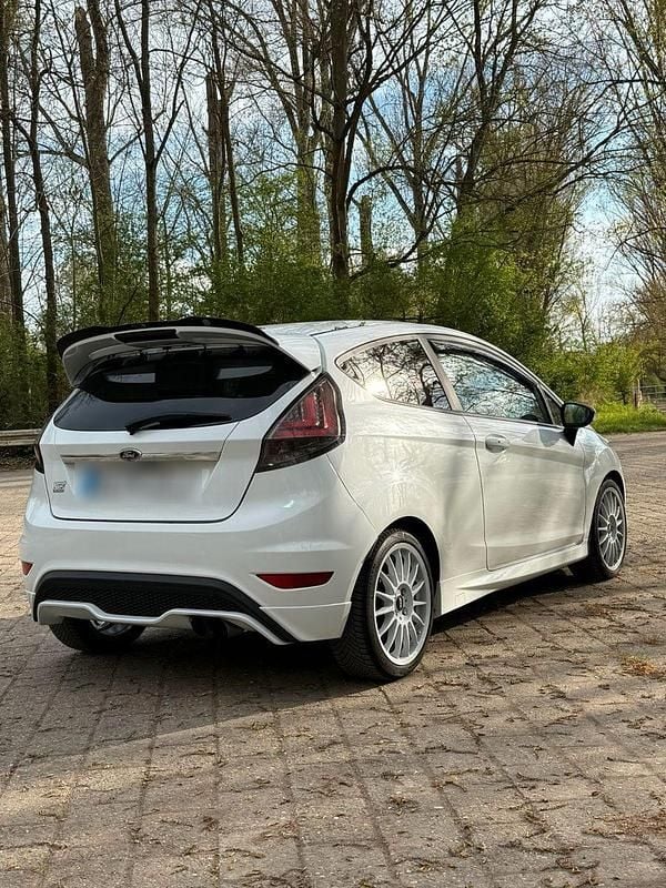 Gebraucht 2014 Ford Fiesta ST-Line 140 PS Kleinwagen – 64291 Hessen ...