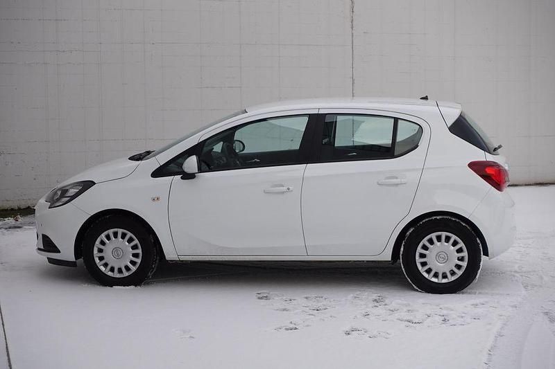 Gebraucht 2019 Opel Corsa Selection 90 PS Limousine – Saarland (Händler ...