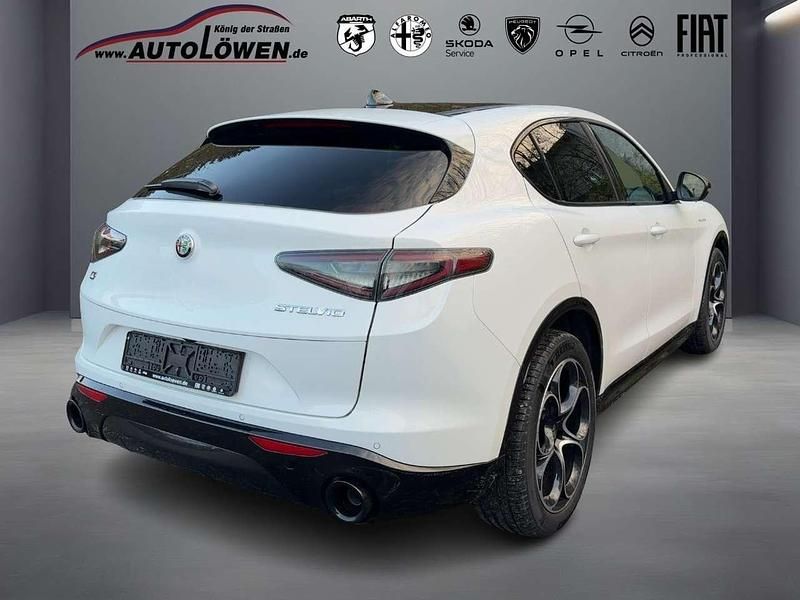 Neu 2025 Alfa Romeo Stelvio Veloce 209 PS SUV – 74613 Öhringen (Händler ...