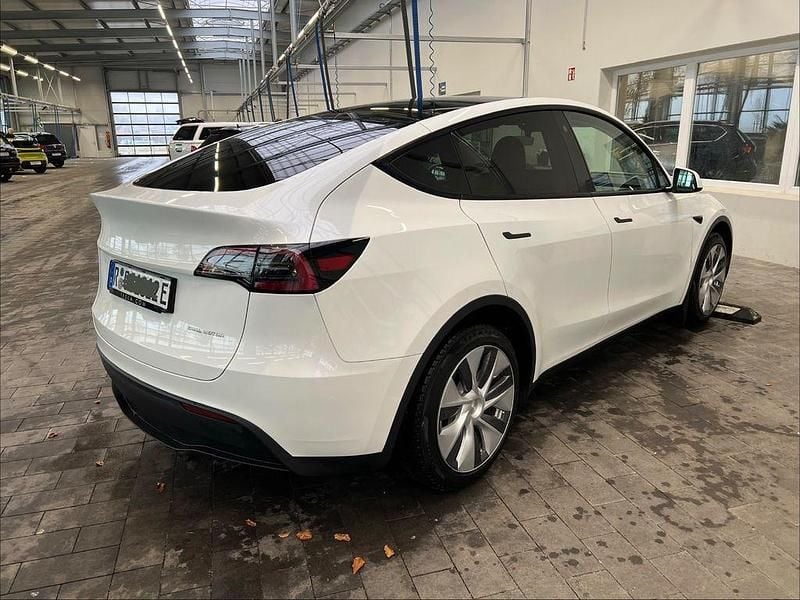 Gebraucht 2023 Tesla Model Y Long Range RWD 295 PS SUV – 93083 Bayern ...