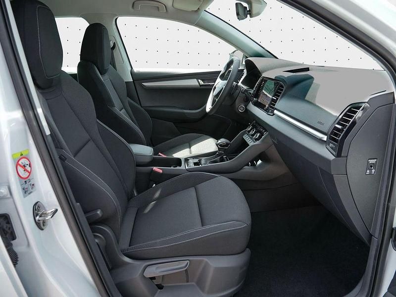 VERKAUFT Neu 2025 Skoda Karoq Tour 150 PS SUV – Bayern (Händler) – 37. ...