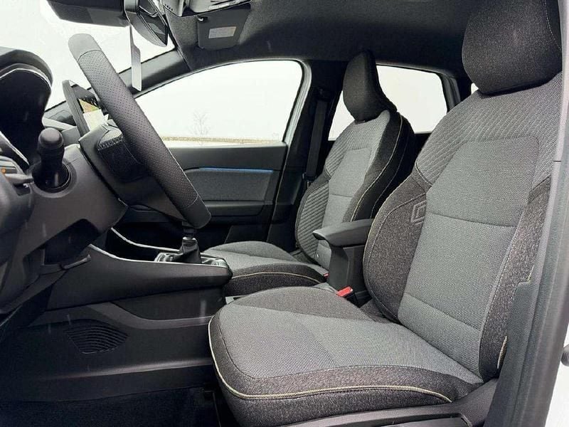 Neu 2025 Renault Captur Techno 91 PS SUV – 14712 Rathenow / OT Göttlin ...