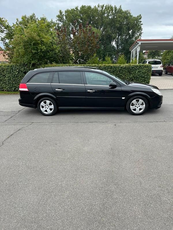 VERKAUFT Gebraucht 2007 Opel Vectra OPC 150 PS Kombi – 37136 ...