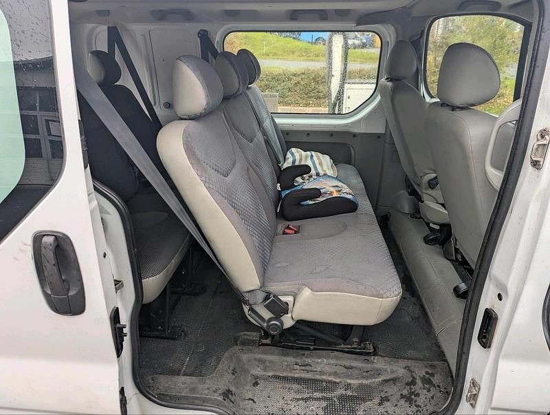 Gebraucht 2007 Renault Trafic 145 PS Van / Kleinbus – 07768 Thüringen ...