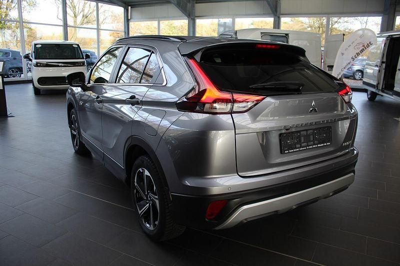 Gebraucht 2022 Mitsubishi Eclipse Cross Plus 188 PS SUV – 49832 ...