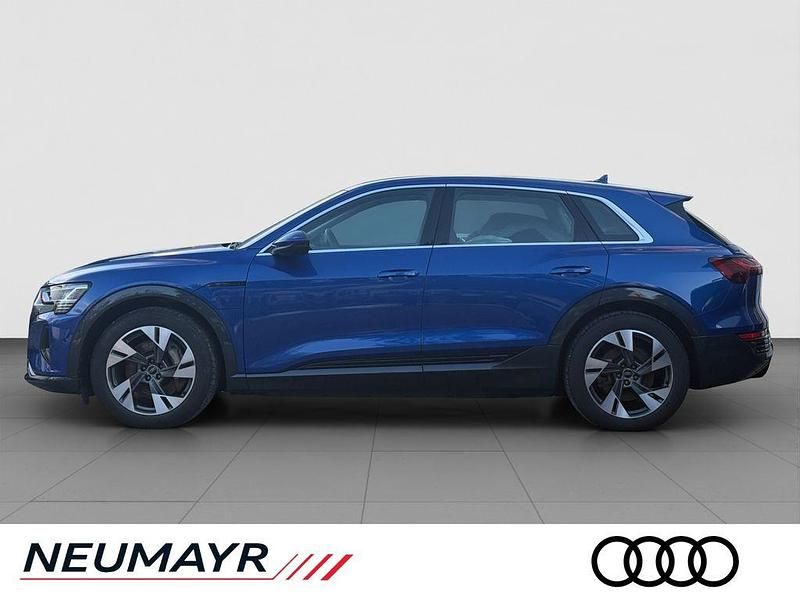 Gebraucht 2023 Audi Q8 e-tron Advanced 408 PS SUV – Bayern (Händler ...