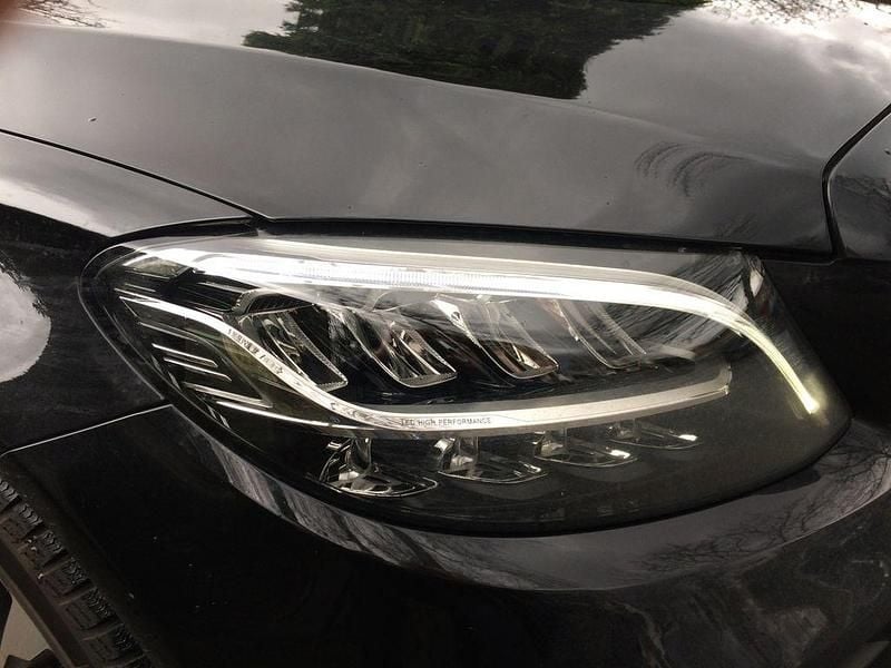 Gebraucht 2018 Mercedes C200 184 PS Limousine – Nordrhein-Westfalen ...