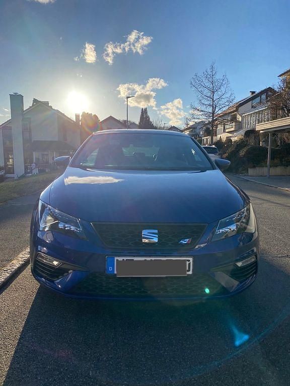 Gebraucht 2018 Cupra Leon 300 PS Limousine – Baden-Württemberg (Privat ...