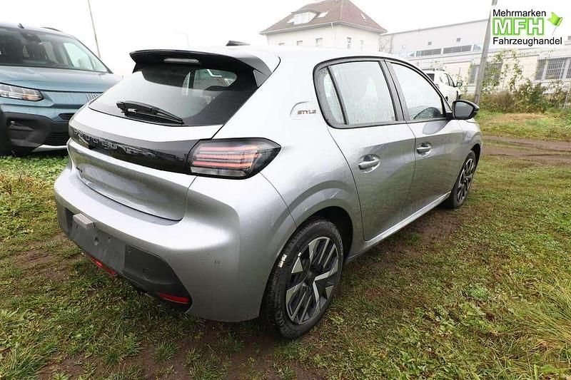 Neu 2025 Peugeot 208 Style 101 PS Kleinwagen – 49084 Osnabrück (Händler ...