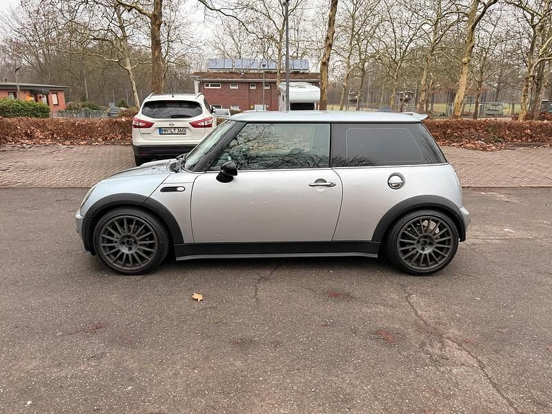 Gebraucht 2004 Mini Cooper S 90 PS Kleinwagen – 22115 Hamburg-Mitte ...