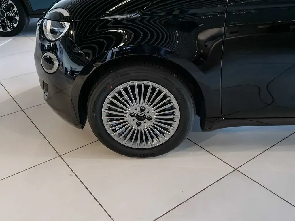 Neu Fiat 500e Icon 95 PS (2026) in Nordrhein-Westfalen - 21.950 ...