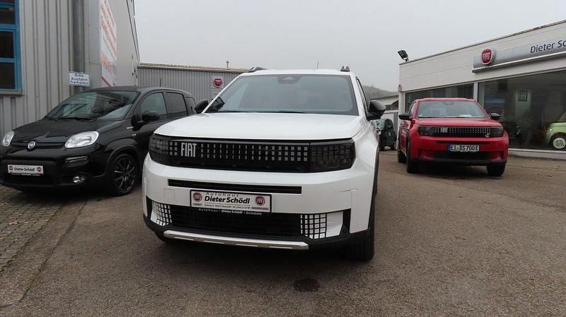 Neu 2025 Fiat Grande Panda La Prima 101 PS Kleinwagen – Bayern (Händler ...