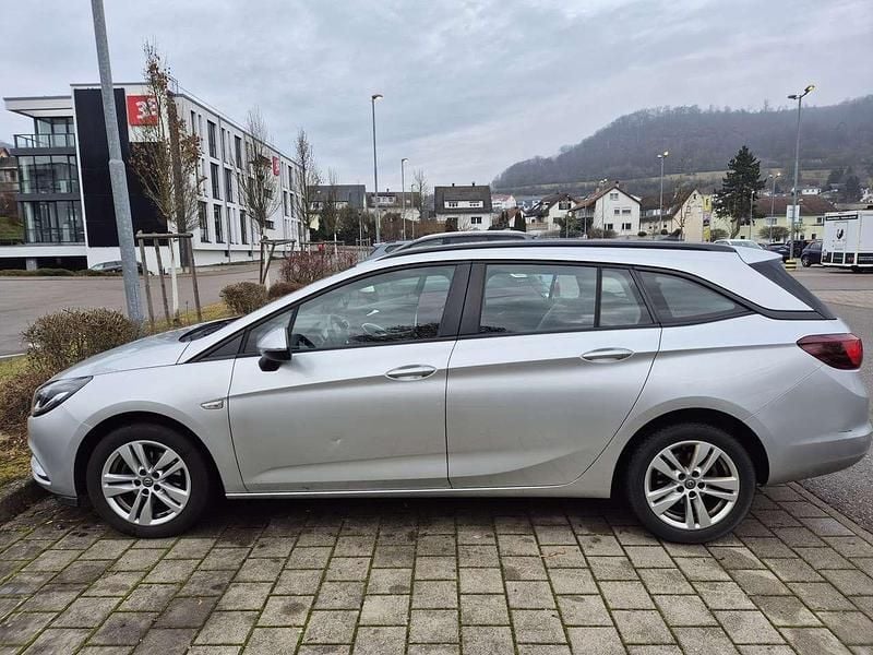 Gebraucht 2018 Opel Astra Edition 110 PS Kombi – 73430 Aalen (Privat ...