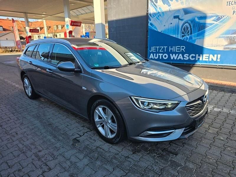 Gebraucht 2017 Opel Insignia Innovation 170 PS Kombi – Bayern (Händler ...