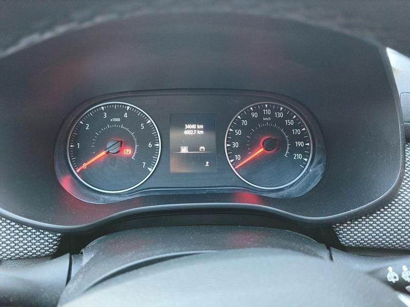 Gebraucht 2023 Dacia Jogger Extreme 110 PS Van / Kleinbus – 75248 Baden ...